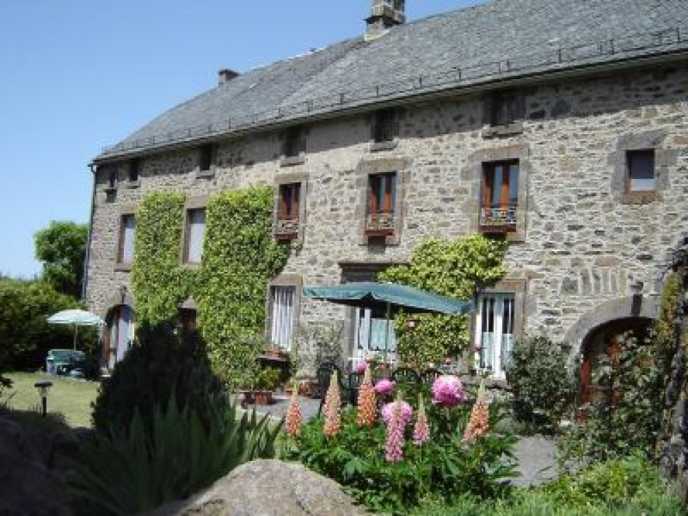 La barajade - Une chambre d'hote deCantal